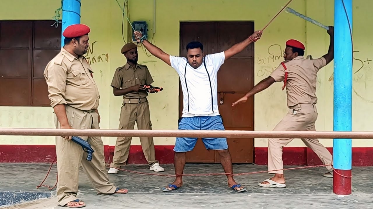 Must Watch Dangerous Police V/S Kaidi Part_4 Funny Comedy Video || By Bindas Fun XYZ - YouTube