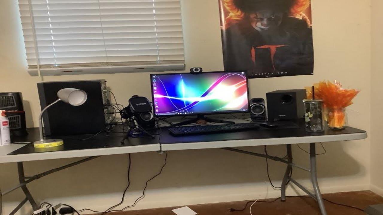 MY ROOM TOUR (Setup tour) - YouTube
