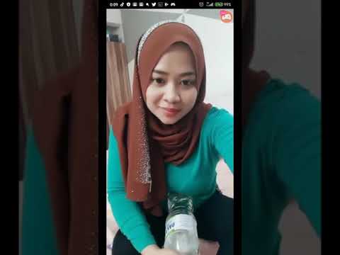 MAMA MUDA VIRAL HIJAB CANTIK LIVE MANTUL TIK TOK TERBARU