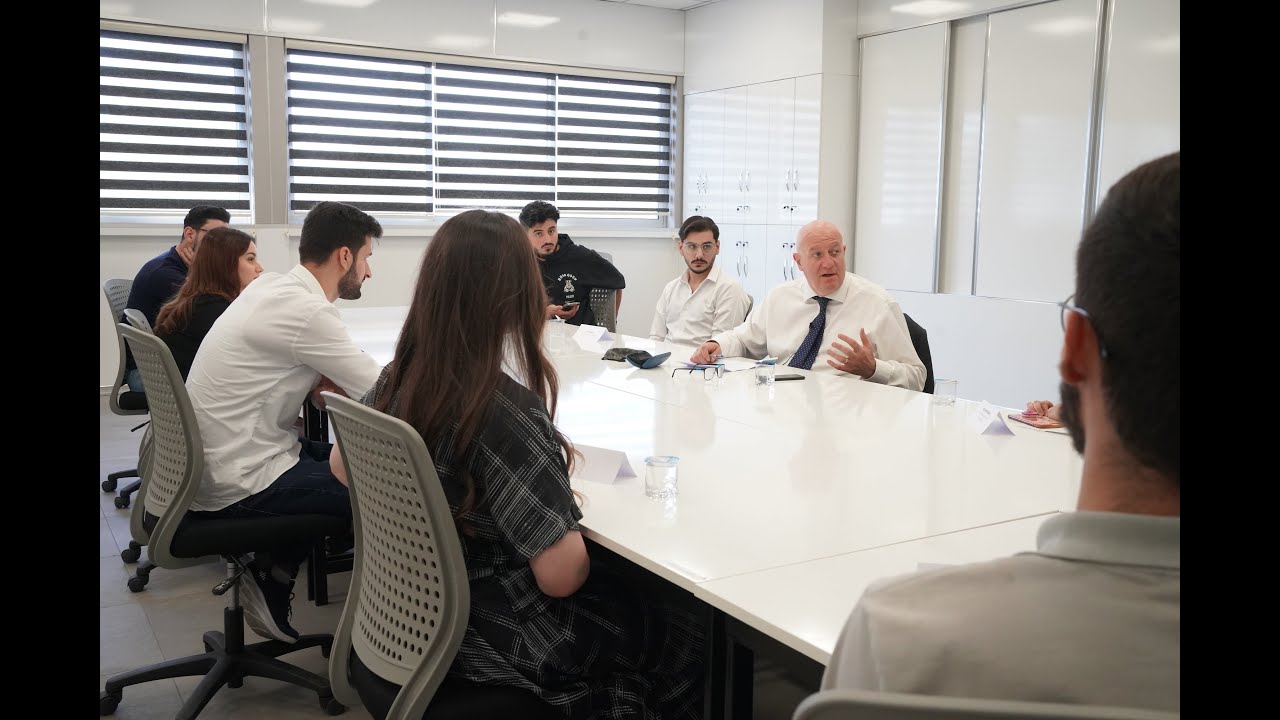 UKH President Bill Rammell Meeting Students - YouTube