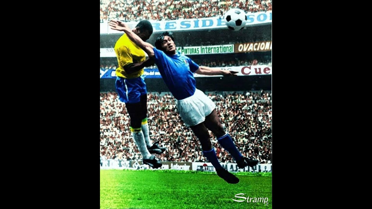 𝐏𝐞𝐥𝐞́, 𝐢𝐥 𝐑𝐞 𝐝𝐞𝐥 𝐂𝐚𝐥𝐜𝐢𝐨 𝐜𝐨𝐦𝐩𝐢𝐞 𝟖𝟎 𝐚𝐧𝐧𝐢 - YouTube