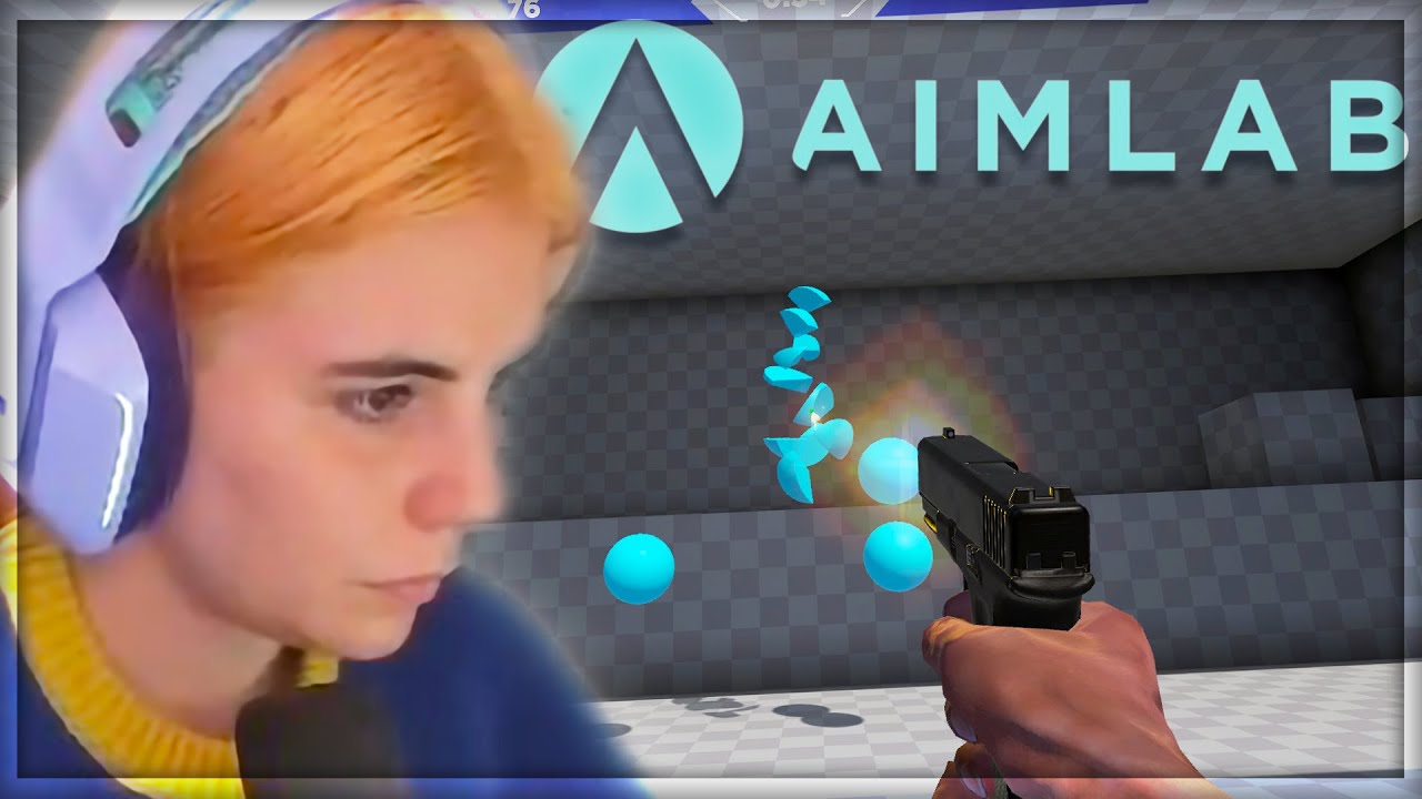 AikoBliss Practices Her Aim In AIMLAB - YouTube