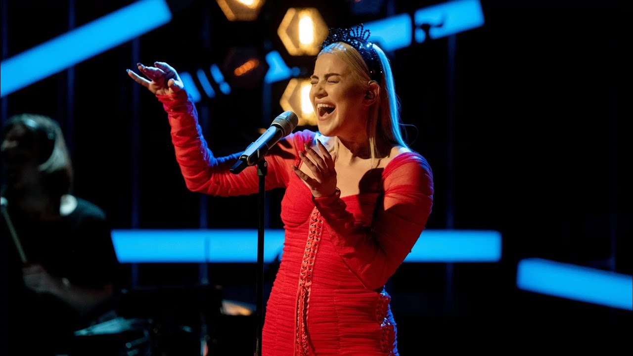 Lyra - 'Mother' | The Tommy Tiernan Show | RTÉ One - YouTube