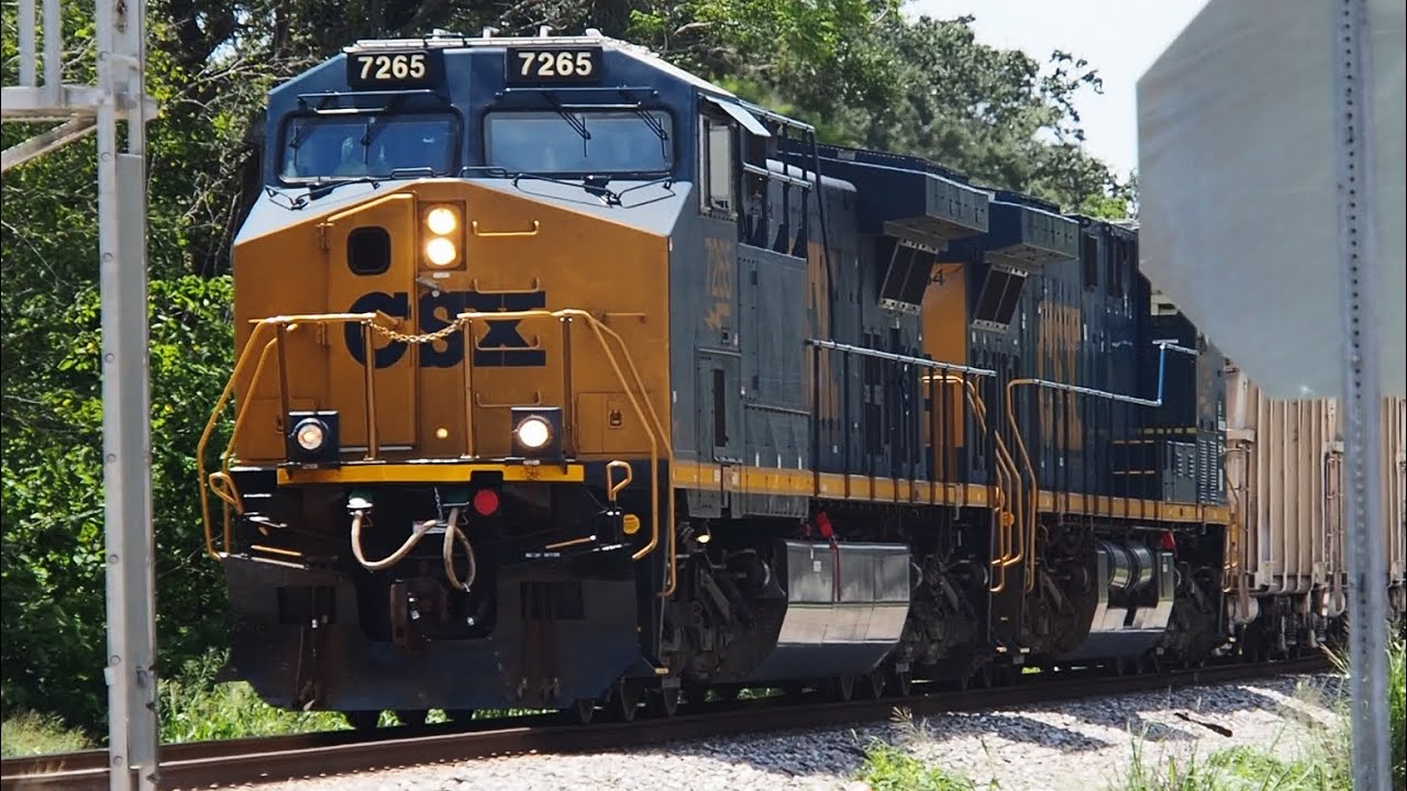2 New CSX CM44 Sisters Pull B311 Through Valrico Florida ft. Big Head 660500 - YouTube