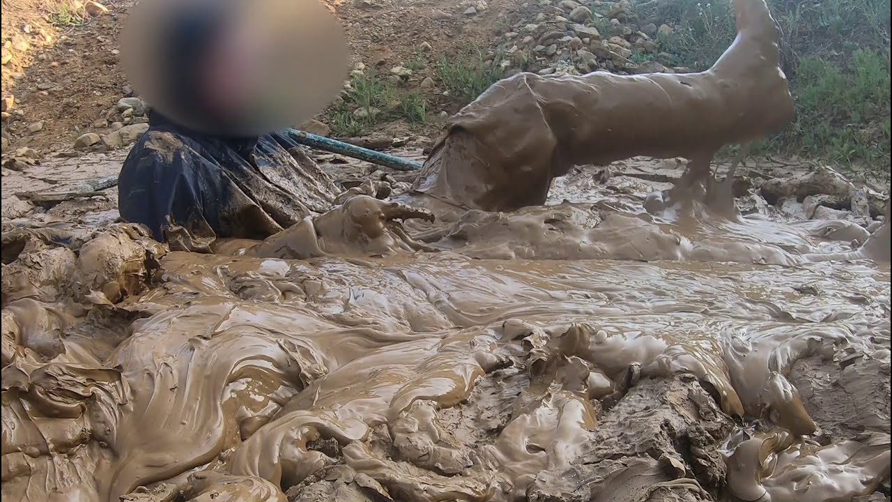 First time in waders in quarry mud 4 - Filling up waders - YouTube