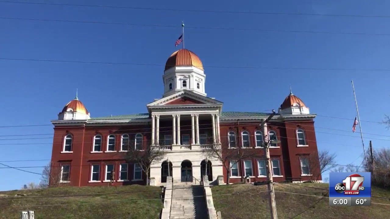 Kenneth Simpson makes his first court appearance - YouTube