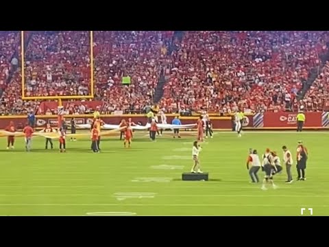 Chiefs vs Raiders Halftime Show - Crucial Catch Fight Against Cancer ...