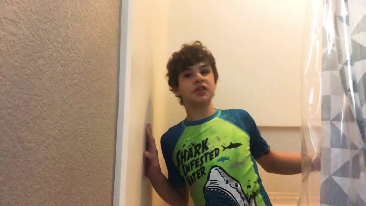 Epic gamer shower tutorial - YouTube