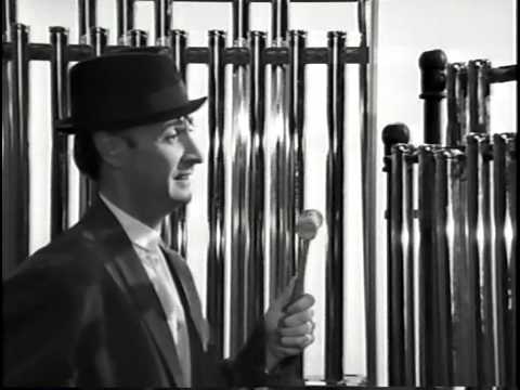 The Breakfast Club - Kiss And Tell