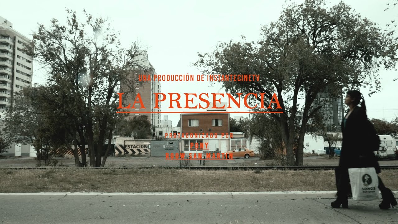 Horror Short Film LA PRESENCIA | INSTANTEWEEN - YouTube