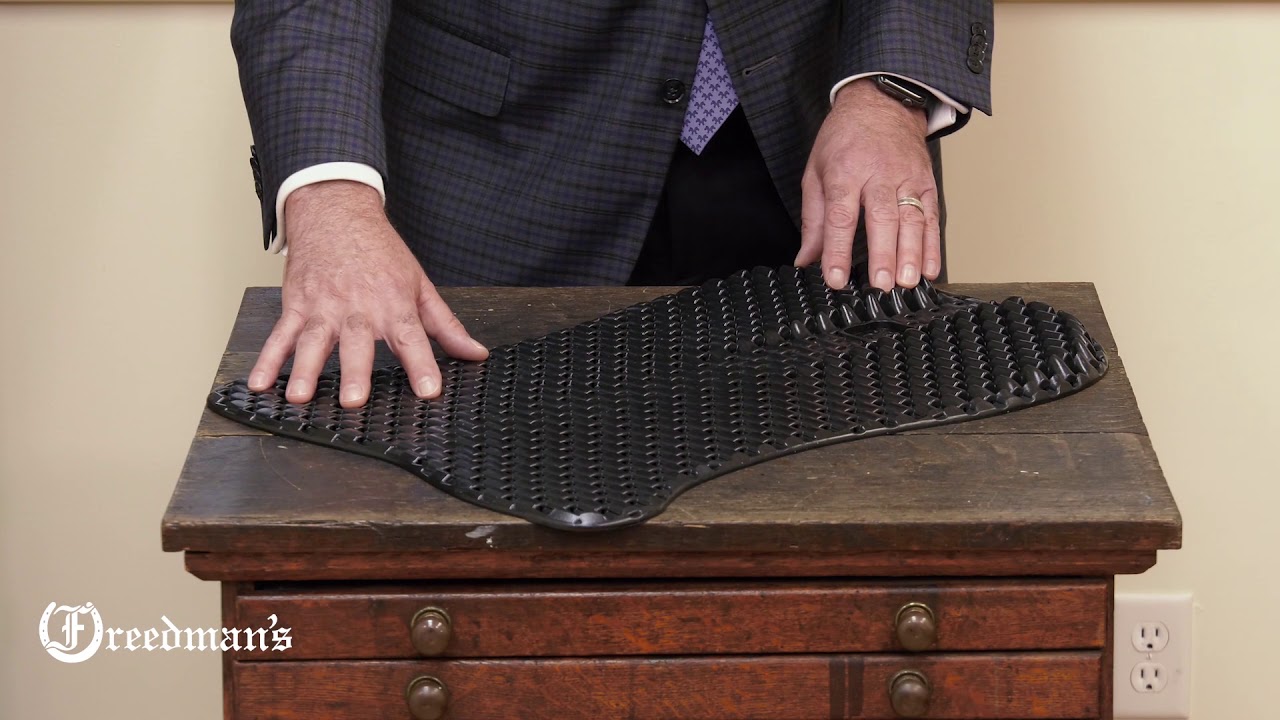 Acavallo Respira Rear Riser Gel Pad - YouTube