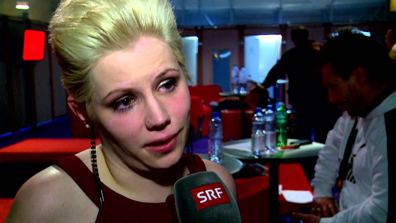 Interview mit Simona nach der zweiten Live-Show - YouTube