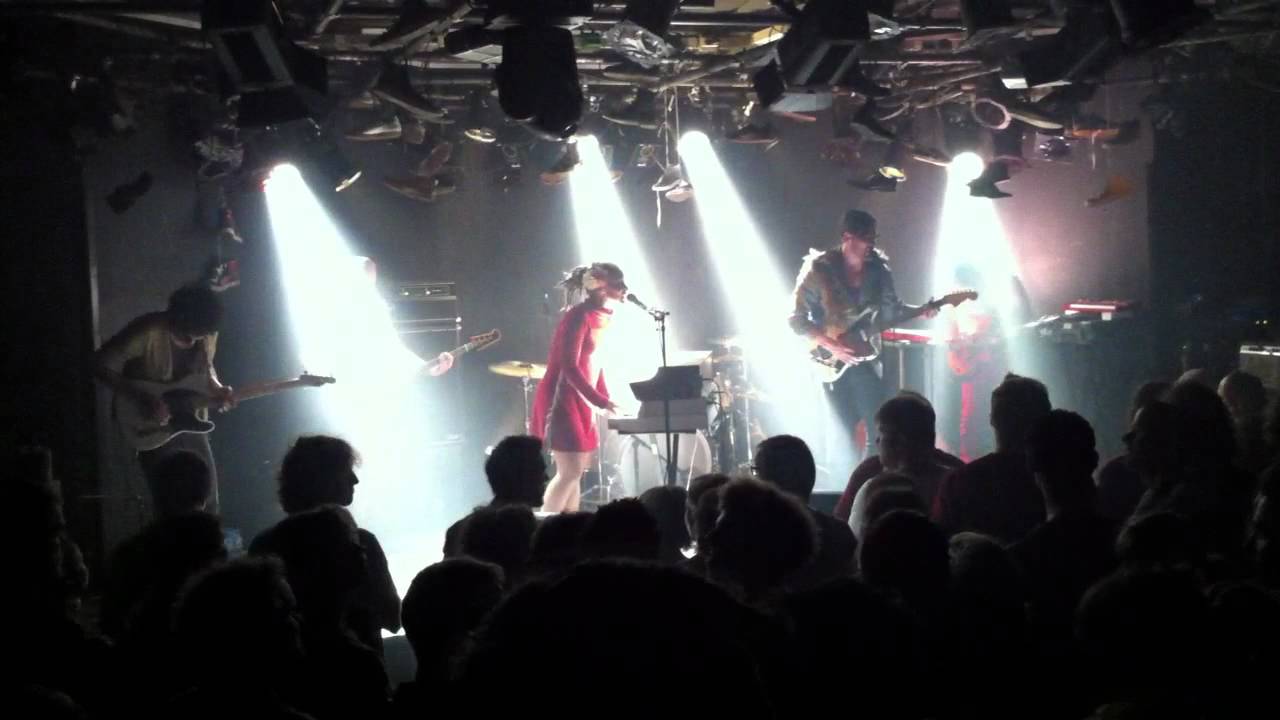 Eins, Zwei Orchestra's BRUTAL 'Wall of Sound' during release show @Ekko ...
