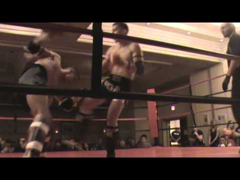 Farang Fight League. 3/8/13. Mike Freiberger vs Minde Ven - YouTube