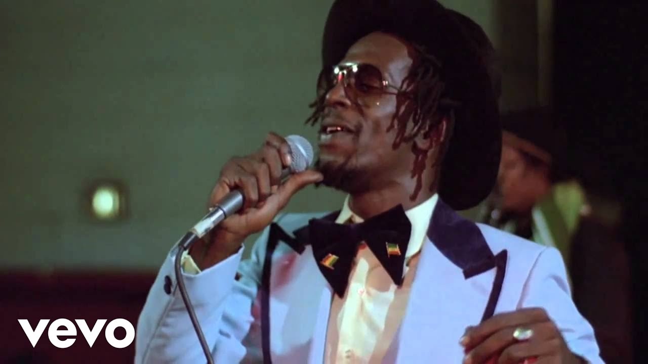 Gregory Isaacs - Slave Master - YouTube