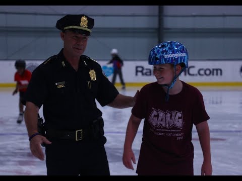 Police officers build relationships with youth on ice at Gang Camp ...