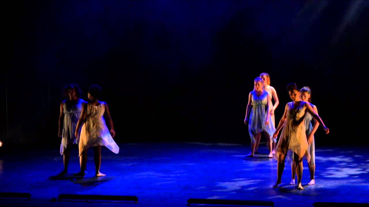 Suffolk Youth Dance Company at U.Dance 2014 - YouTube