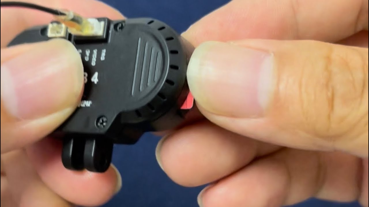 Tutorial: how to use Hawkeye 4K thumb cam fpv drones - YouTube