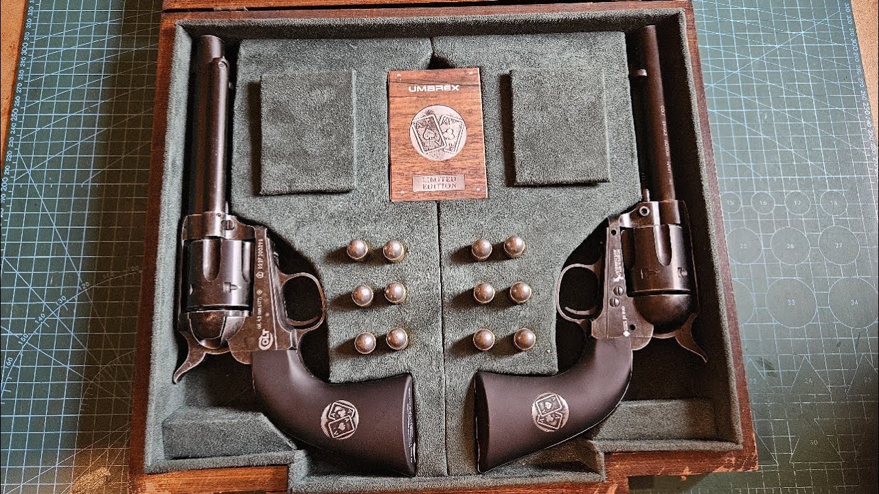 COLT 45 SAA DOUBLE ACES DISPLAY CASE FROM CUTLERY BOX - YouTube