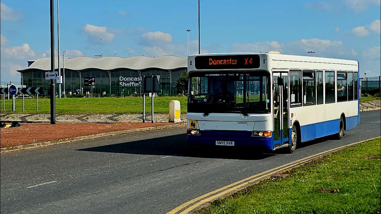 David Goodfellow Travel 3122 At Doncaster/Sheffield Robin Hood Airport ...