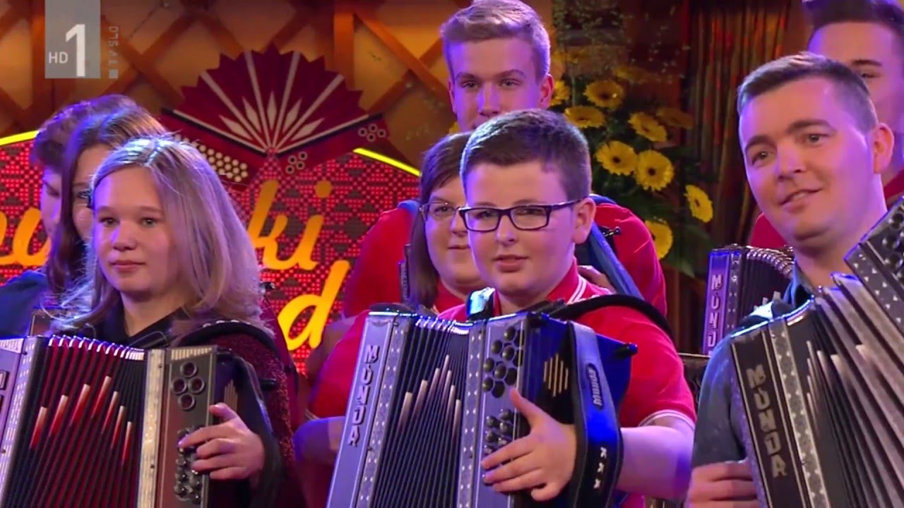 Harmonikarski orkester Primoža Zvira - Siva pot (Slovenski pozdrav, 1 ...