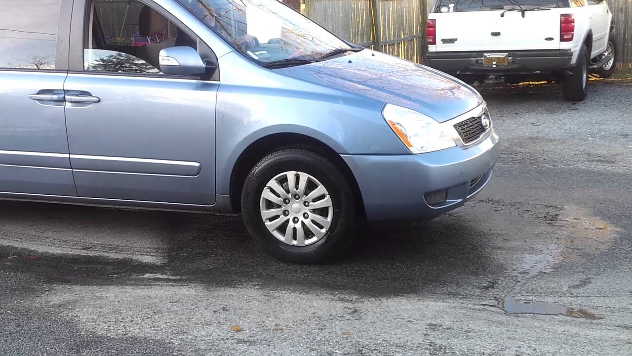 Mini van burnout - YouTube