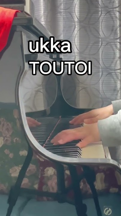 【ukka】「TOUTOI」をちょっとだけ弾いてみました。#Shorts - YouTube