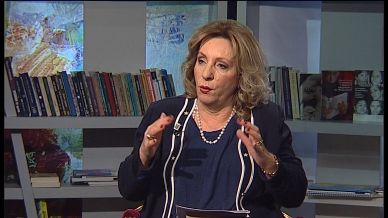 Prof. Dr Marenglen Gjonaj i ftuar në "Kronikë e Pambaruar" - YouTube
