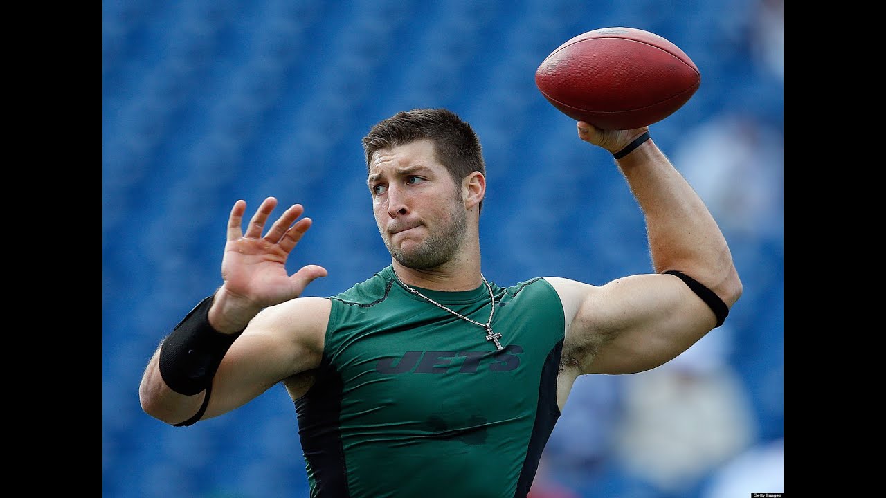 Tim Tebow - Tim Tebow Hit - Ex-Eagle,Jet Tim Tebow came to aid medical ...