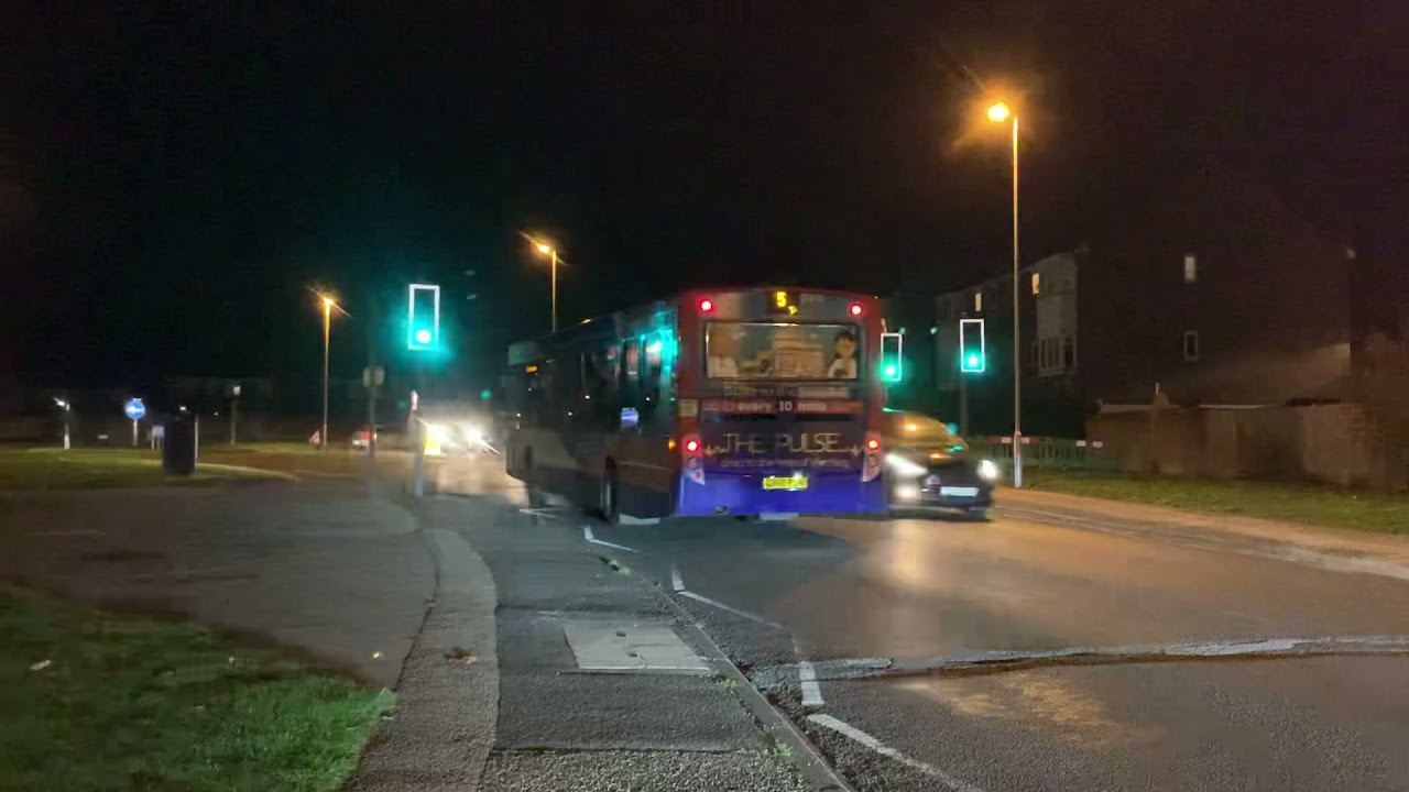 STAGECOACH BUS ROUTE 5 DEPARTING DURRINGTON TESCO - YouTube