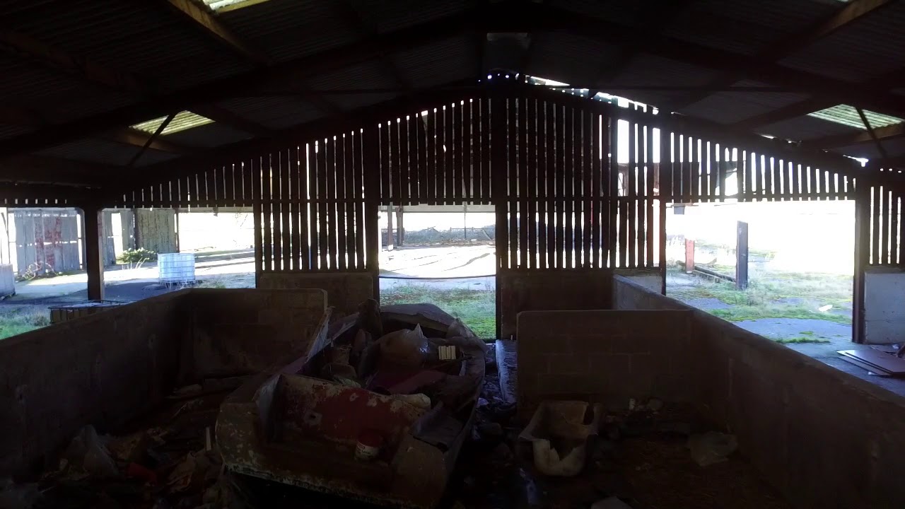 DRONE: FLYING INSIDE A BARN - YouTube