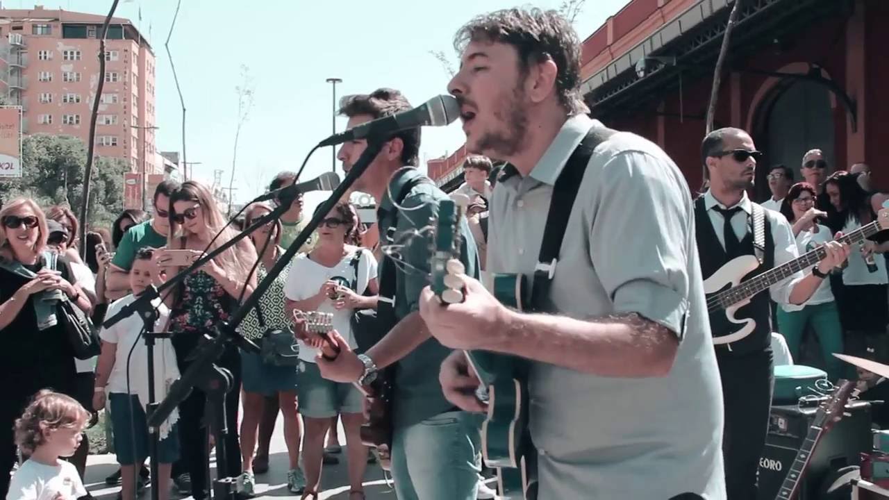 THE BUNKER BAND - 4 DAYS ROCKING THE BOULEVARD - YouTube