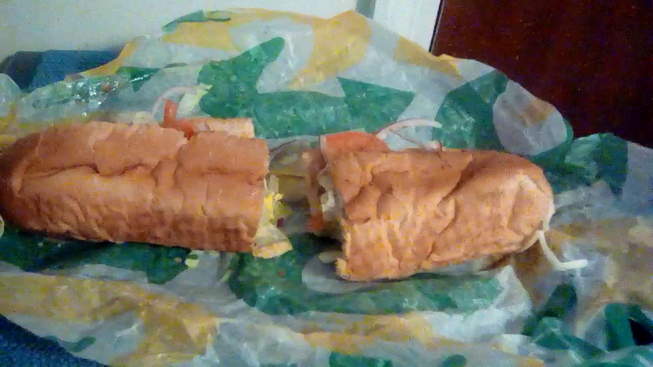 Subway Roasted Chicken Foot Long Sub - YouTube