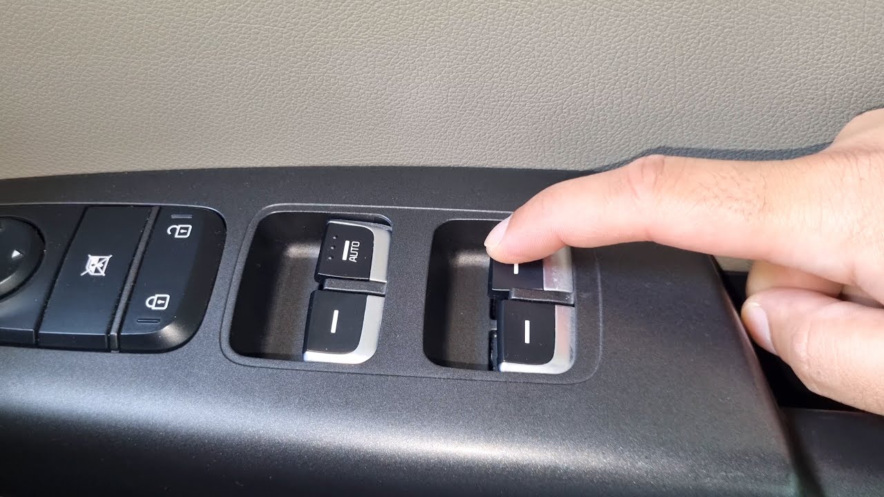 Power windows not working in Kia Sportage - fuse location - YouTube