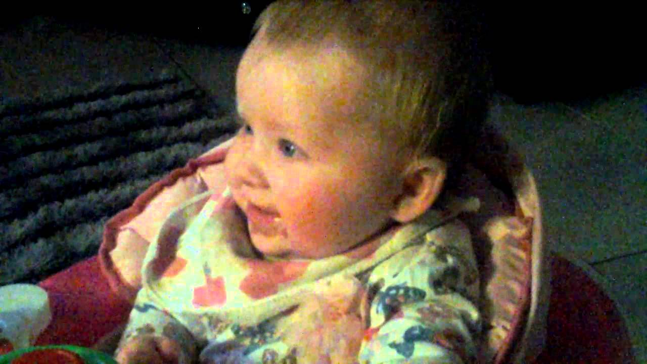 Babies first proper laugh..soooo cute. - YouTube