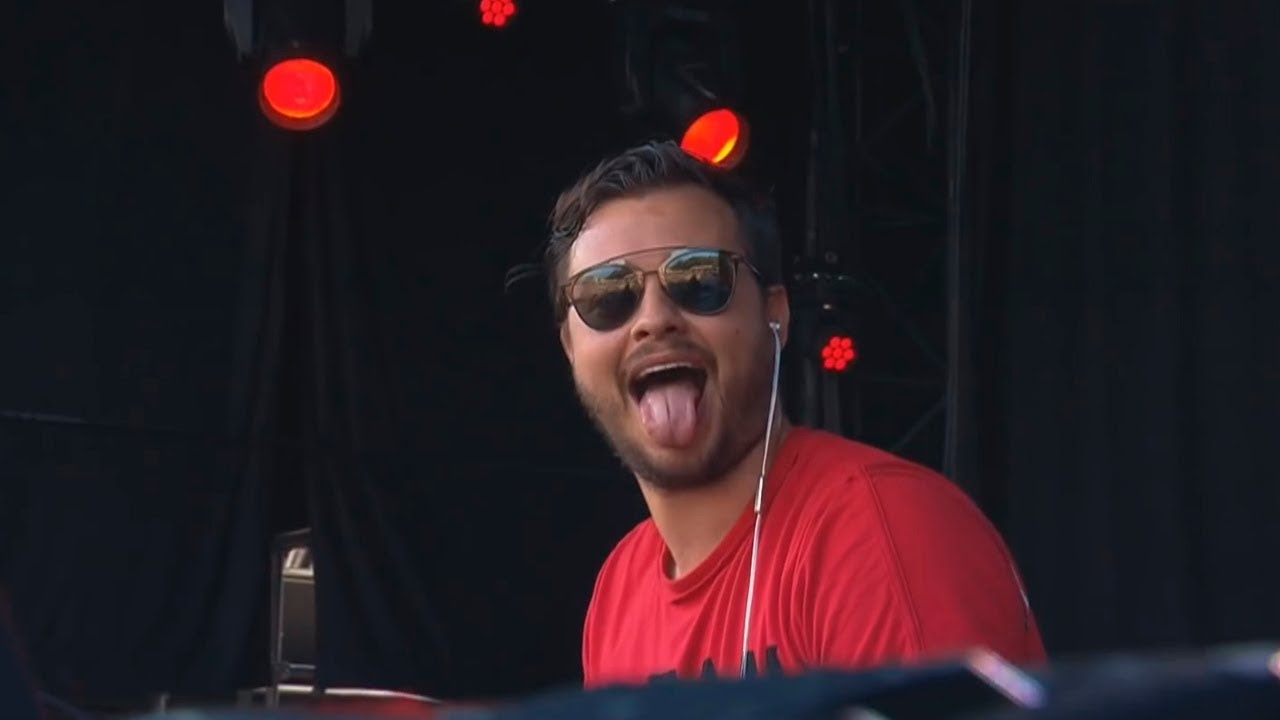 Dj Fails Compilation - YouTube