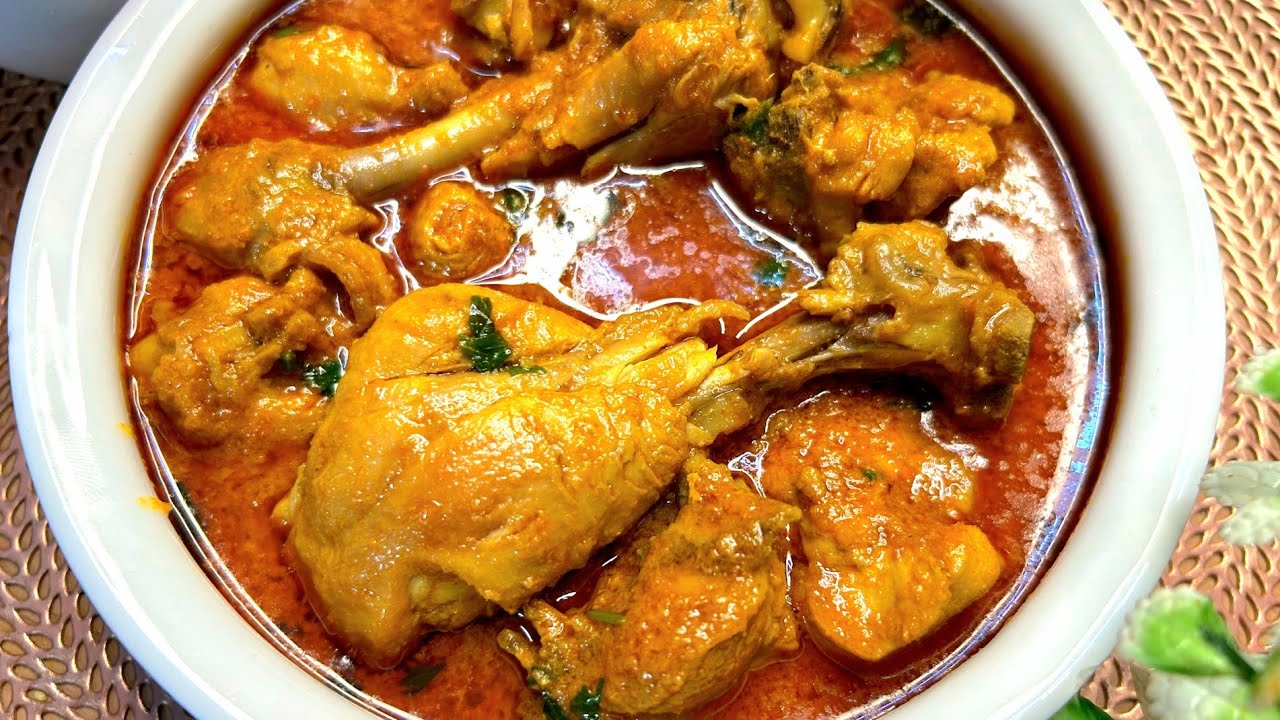 Chicken Ka Salan🔥Very Delicious Buttery Chicken Ka Salan👌Roz Wala ...