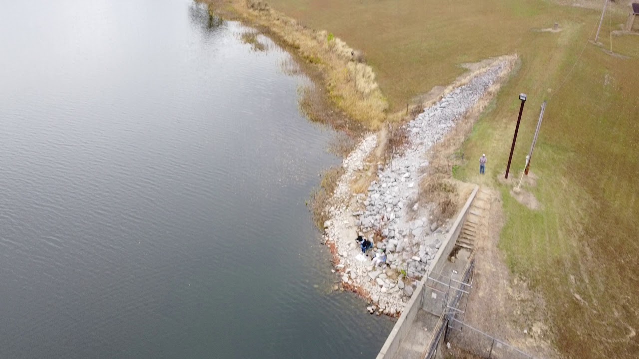 Flying over Devils kitchen lakes dam - YouTube