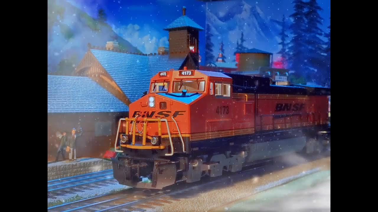 BNSF GE C44-9W #4173 - YouTube