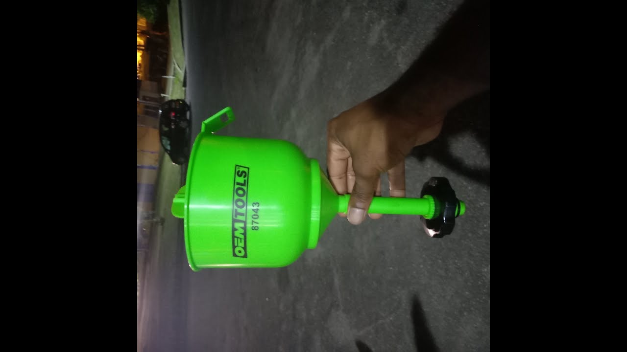 OEMTOOLS 87043 | Cooling System Bleeding using a Spill Free Funnel ...