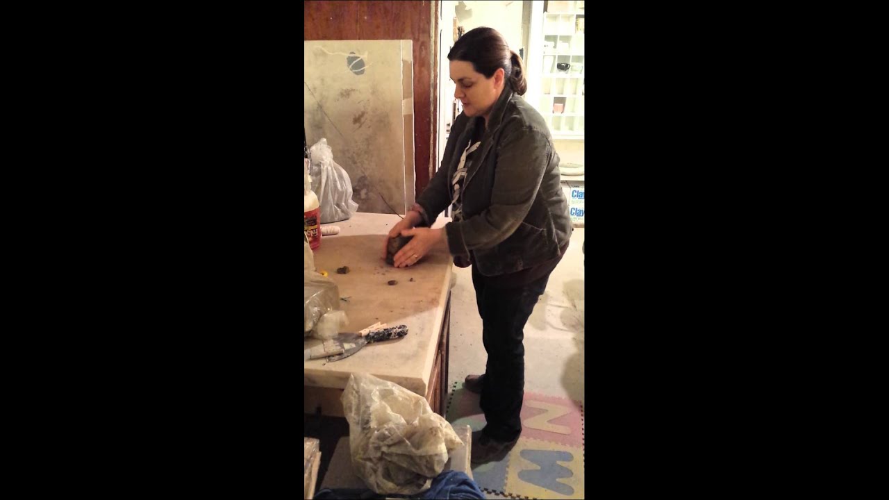 Using a Wedging Table - YouTube