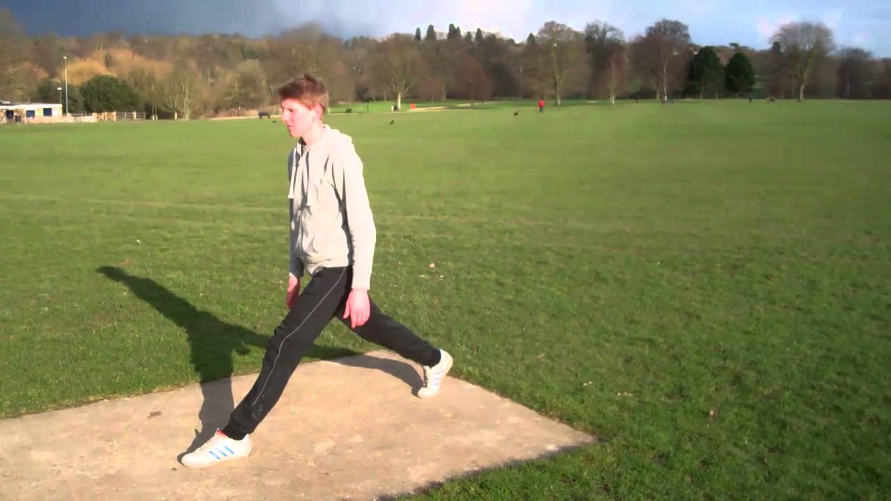 Toe Roll Iso Lunges - YouTube