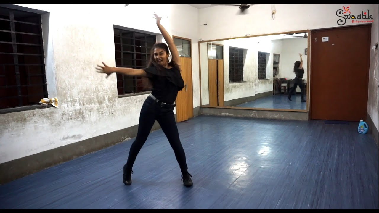 Chaliya Chaliya - Sayani Roy | Tashan | Kareena Kapoor | Sunidhi ...