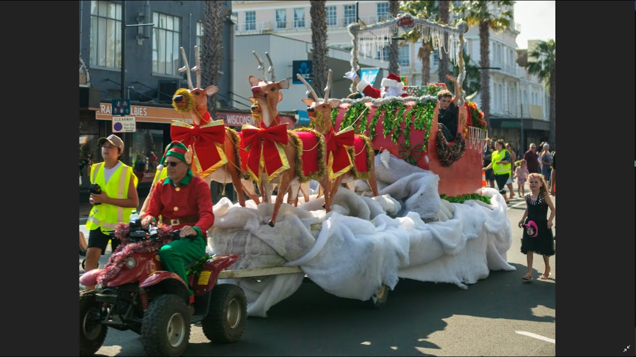 Gisborne christmas parade 2019 1/12/19 - YouTube