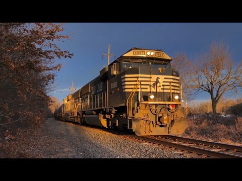 Norfolk Southern H17 Mixed Freight & RBMN Coal Empties Willow Grove ...