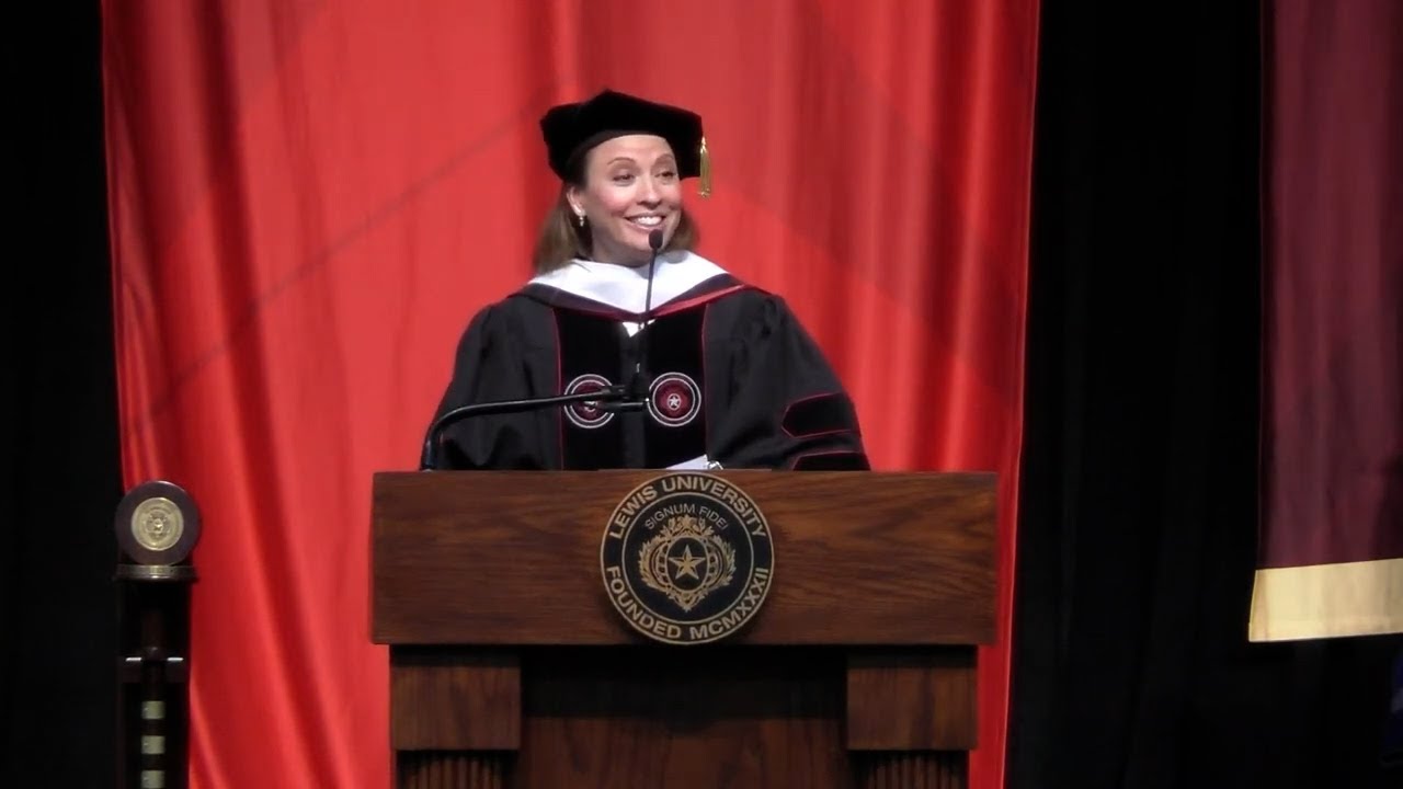 Kay Cannon Address to May 2022 Undergraduates - YouTube