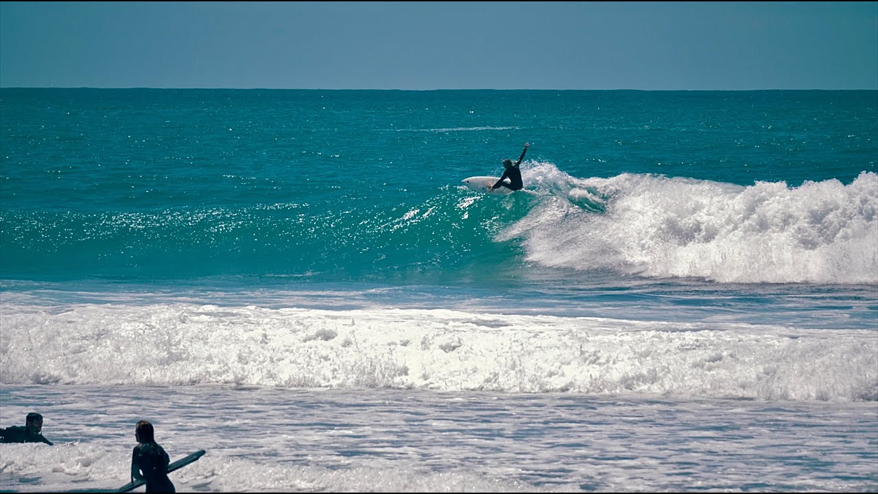 SURFING SUPER FUN WAVES at TRESTLES! - YouTube
