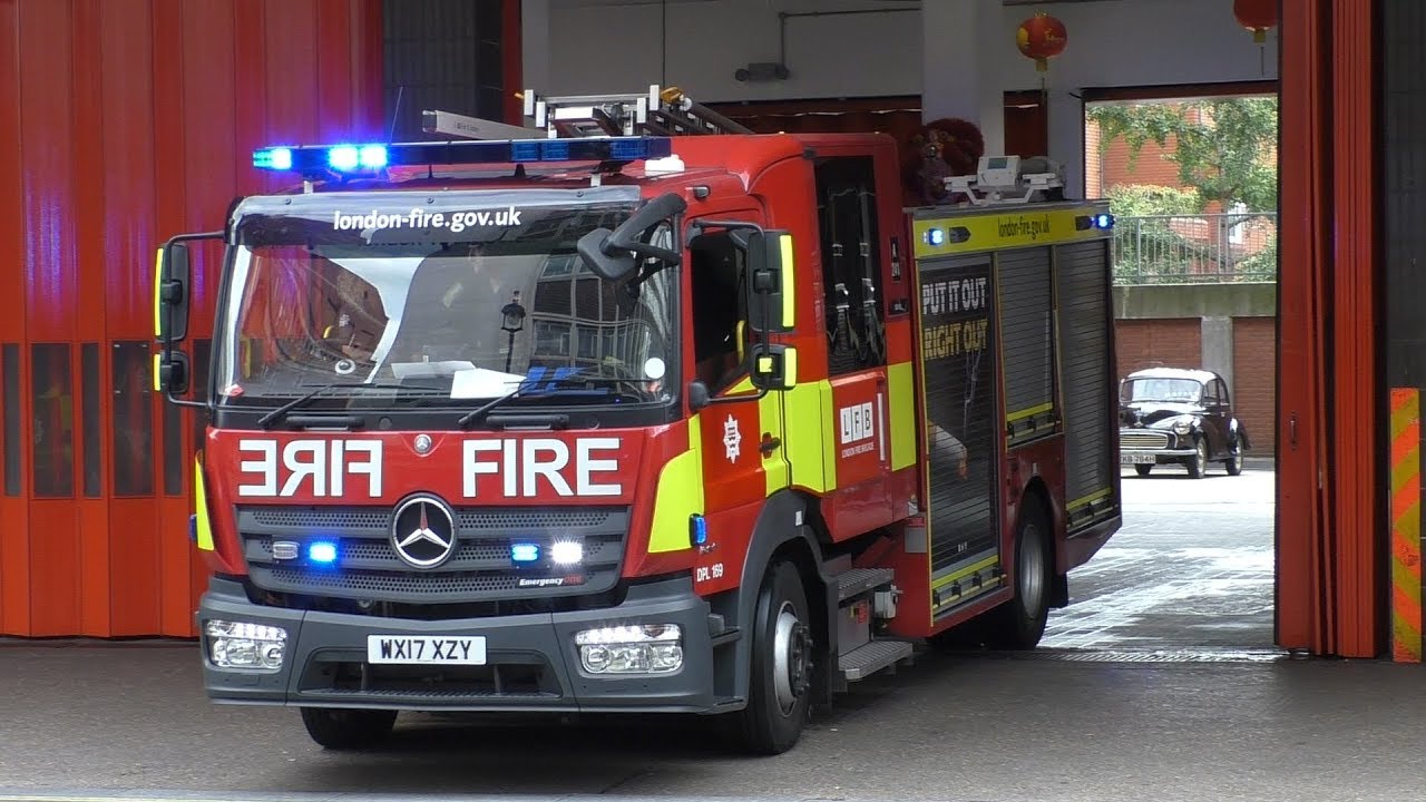 [Specially Sirene Change] New Firetruck Soho Fire Station - YouTube