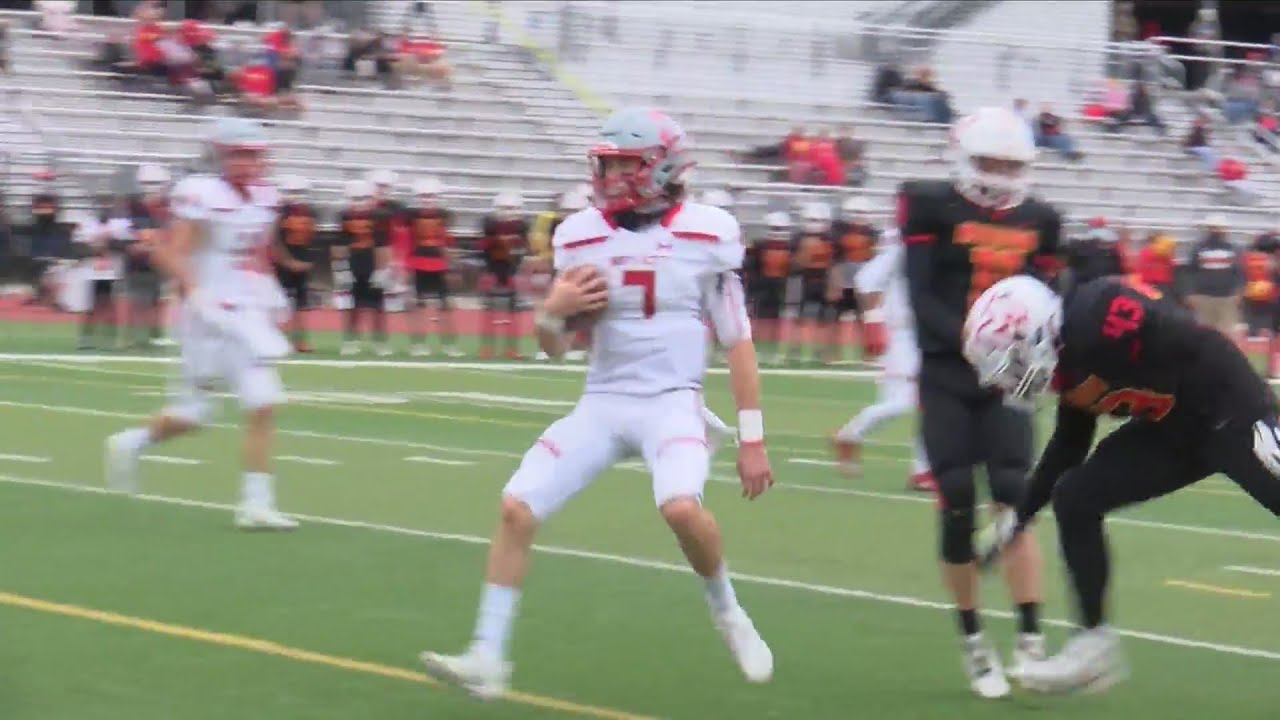 North Scott Football Looking Forward to Showdown with West Delaware ...