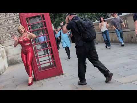 Mistress Tess Latex photoshoot